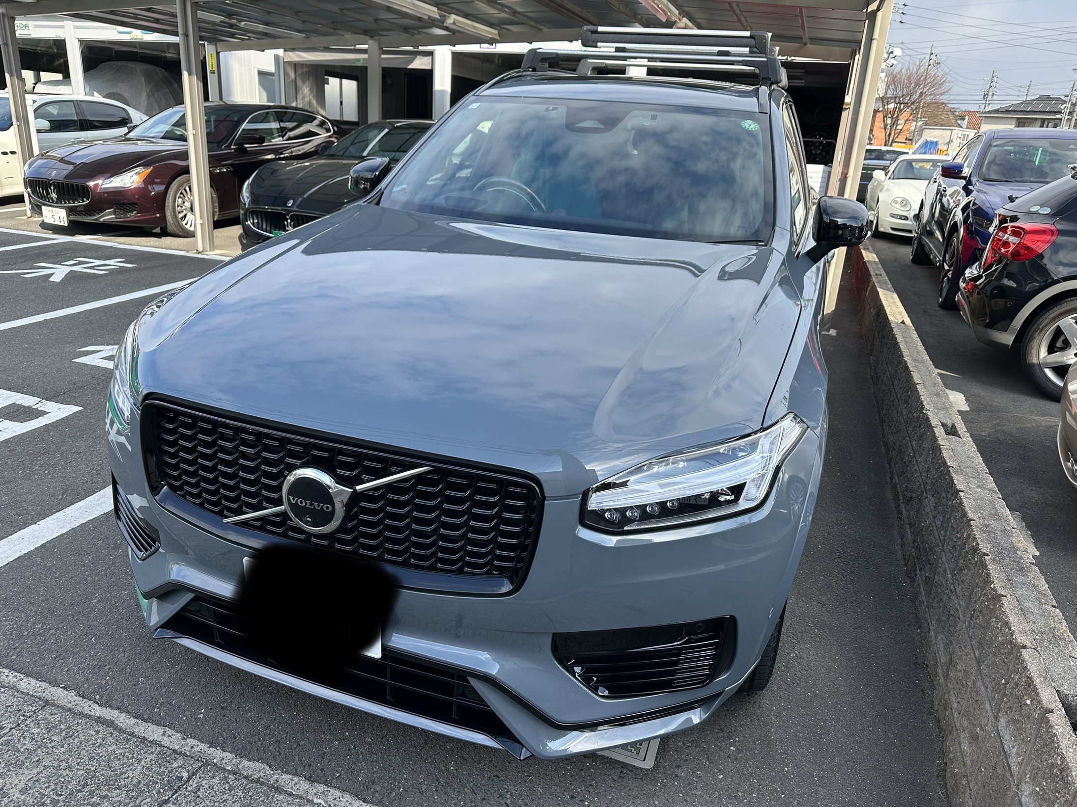 ボルボ VC90 フロントフェンダー アーチモール 傷 修理 塗装 | フェラーリ・ポルシェ・ベンツ 高級輸入車から国産車まで｜車の修理 ...